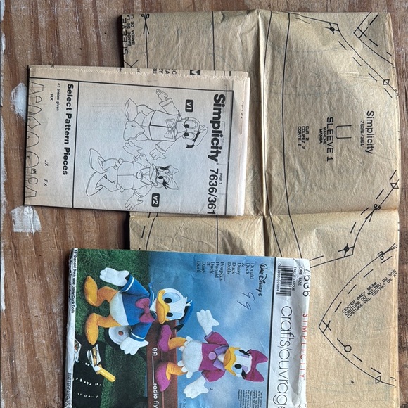Simplicity | Other | Simplicity Disney Donald And Daisy Duck Sewing ...